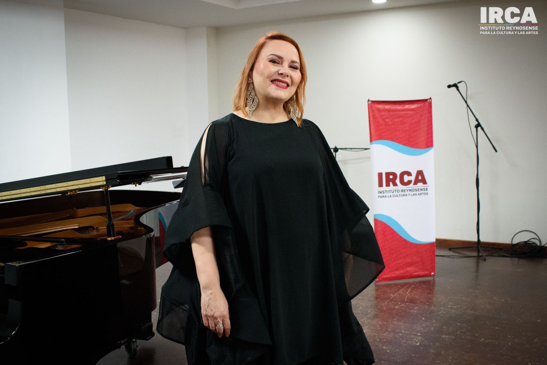 IRCA - El IRCA se engalana al recibir a Yvonne Garza